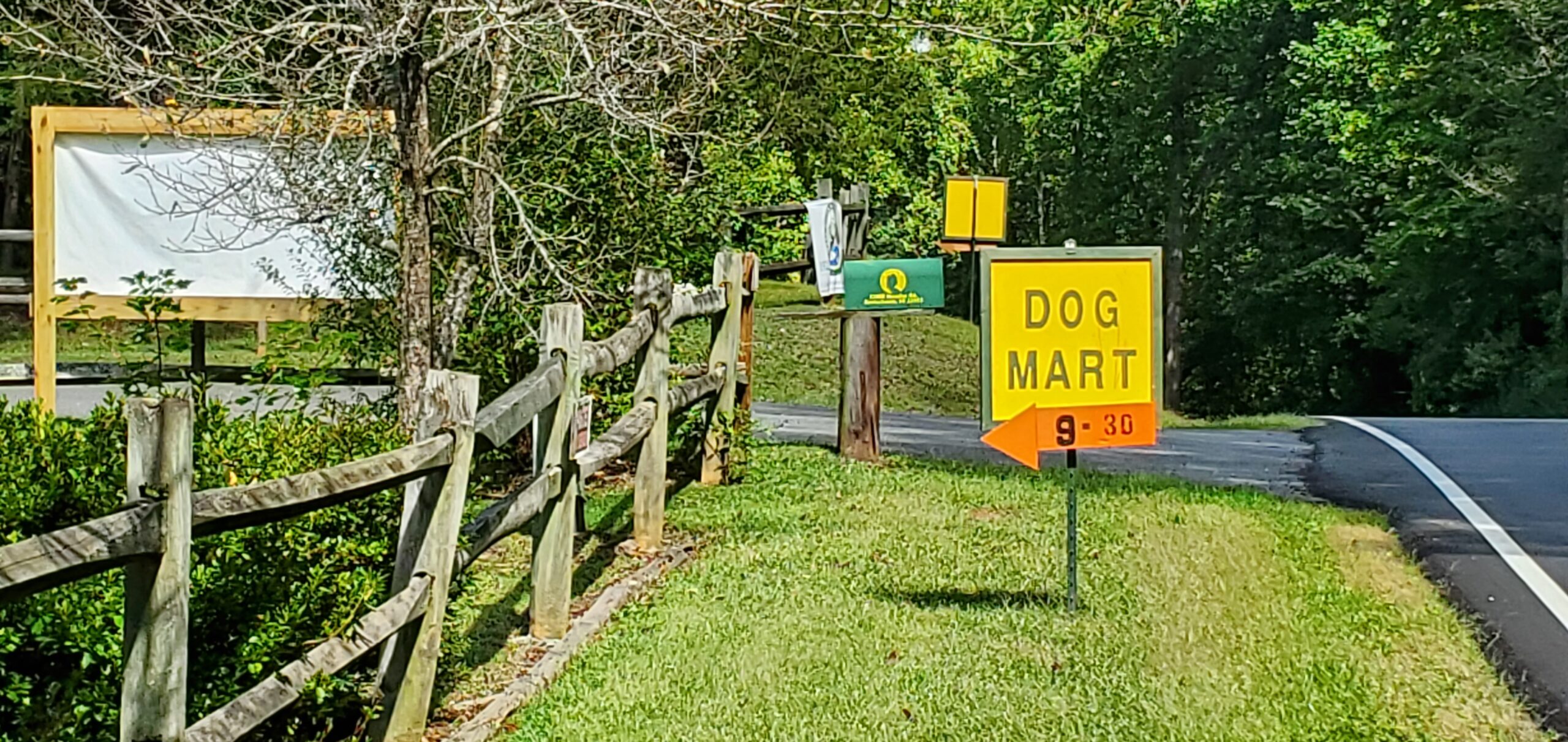 Dog Mart is Saturday, September 30 - Fredericksburg Dog Mart